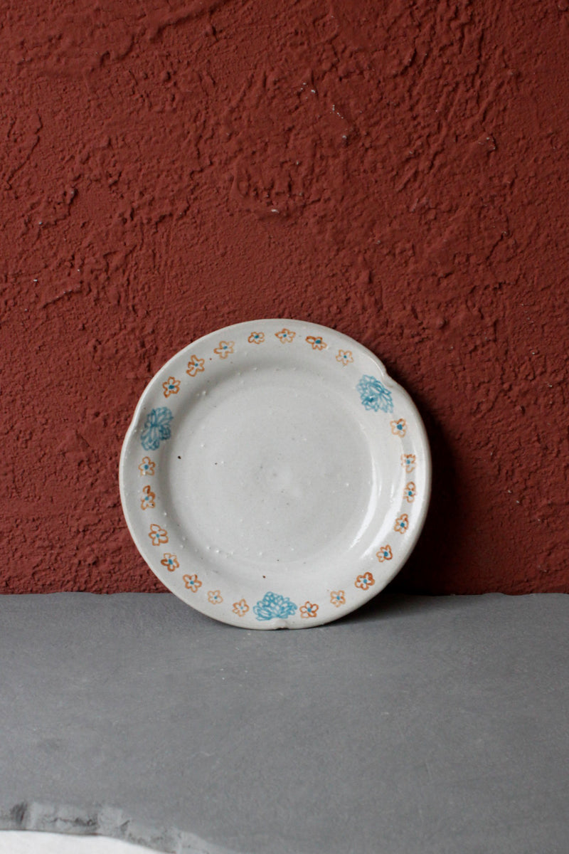 Hibiscus Dessert Plate – Margaret Yap Pottery Studio